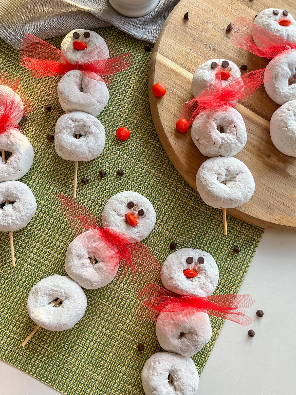 Donut Snowman Skewers - Up North Nosh