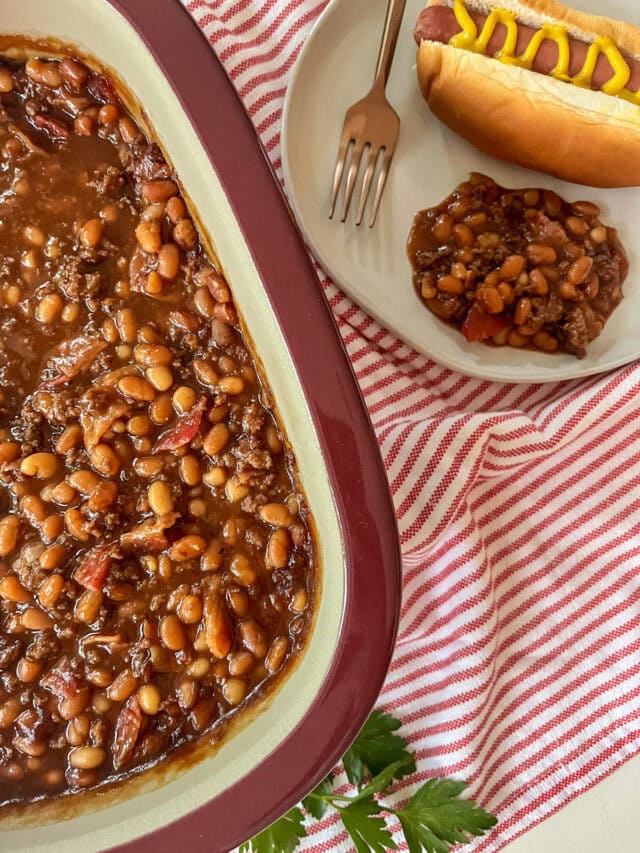 Baked Beans with Hamburger and Bacon Recipe - Up North Nosh