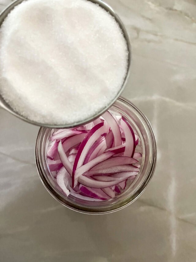 Sweet Pickled Onion Recipe - Up North Nosh
