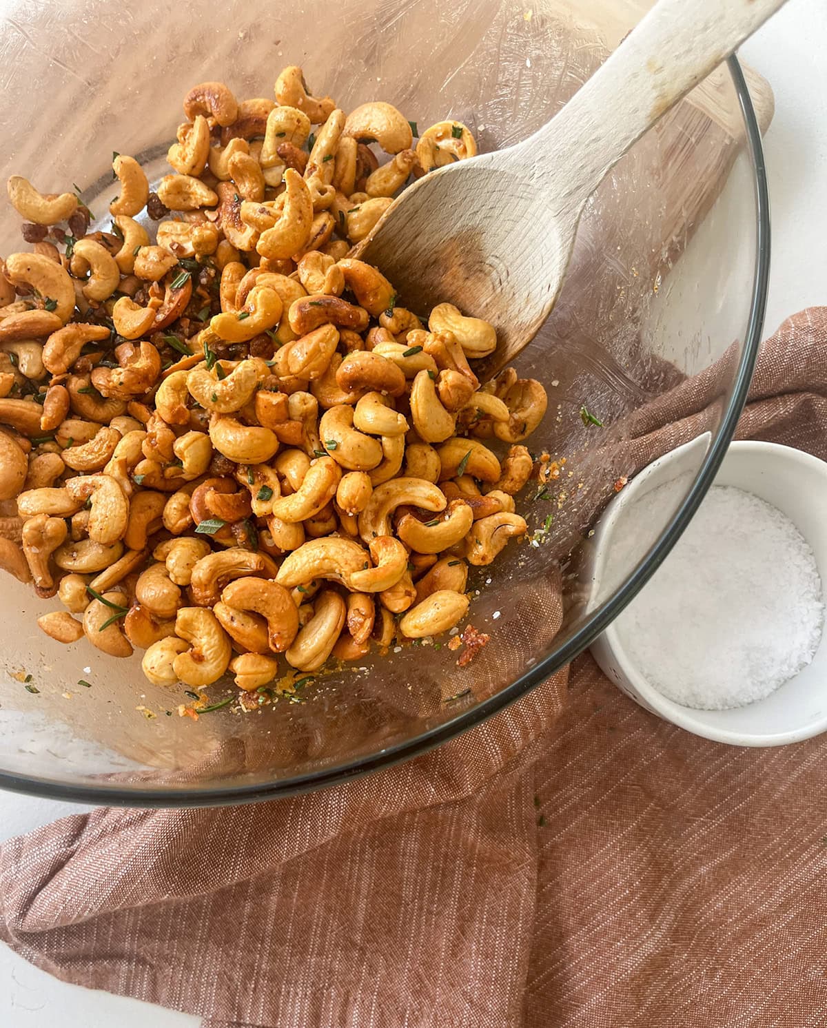 Sweet Heat Roasted Rosemary Cashews - Up North Nosh